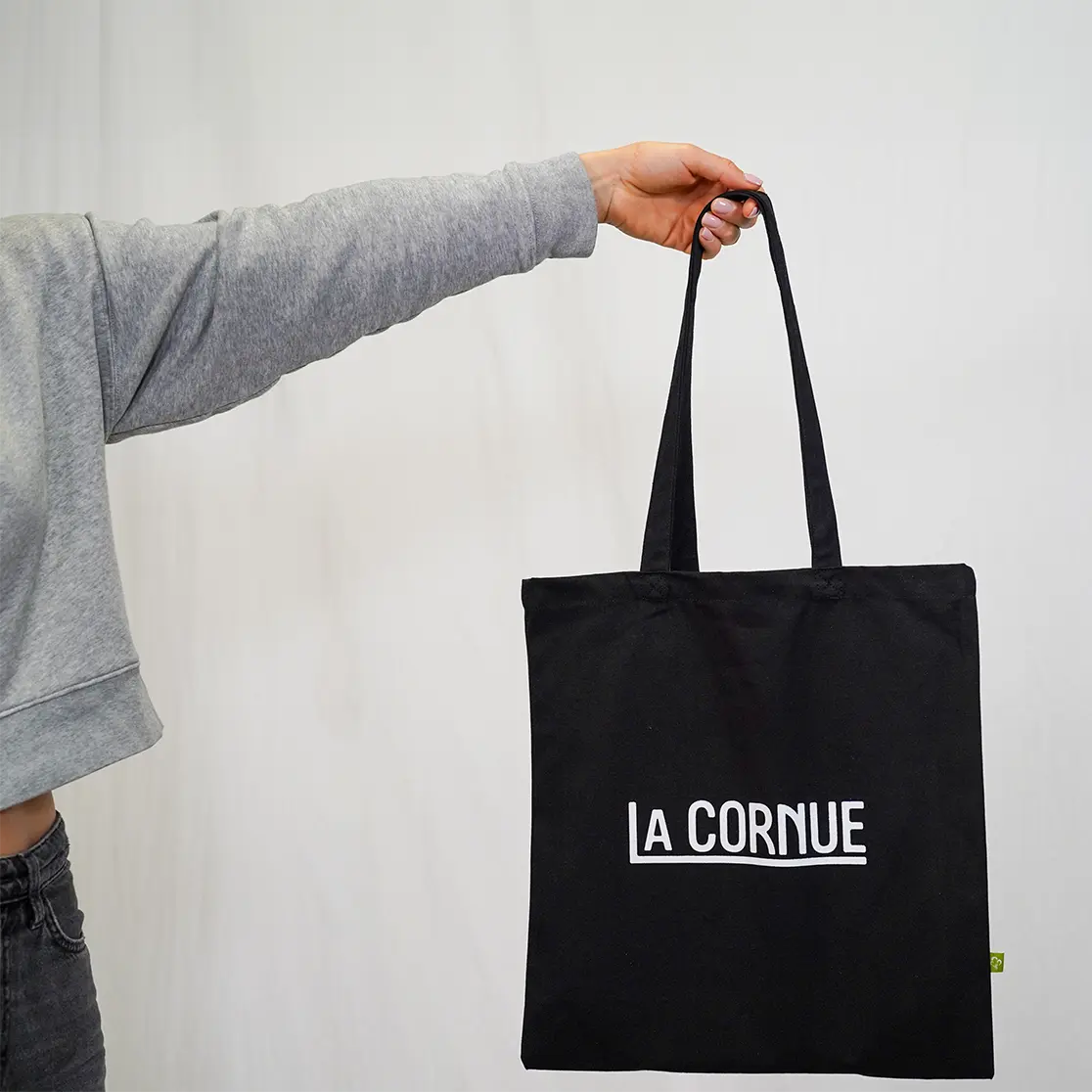 Le tote bag en coton imprimé personnalisé | La Cornue | MAINGAUCHE